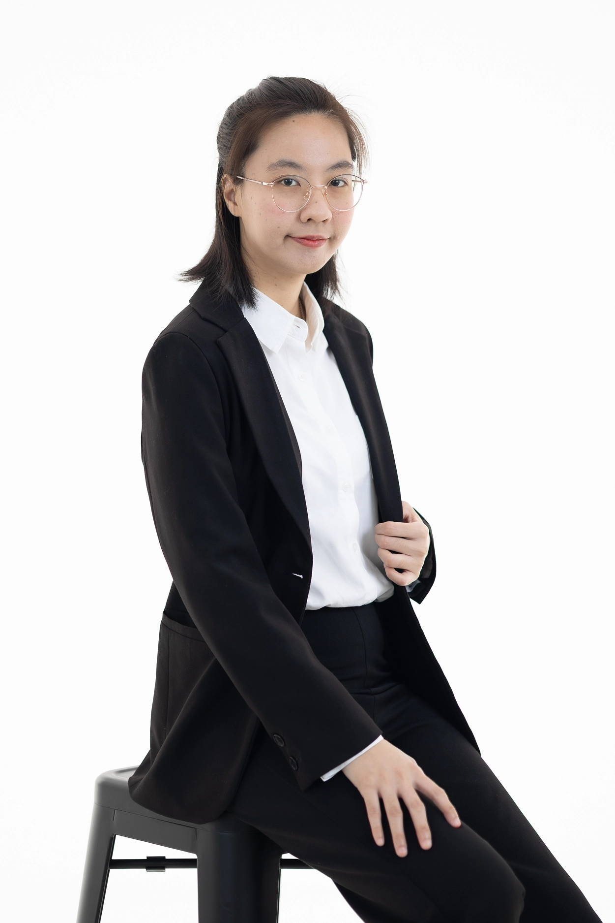Nichakarn Panyawattanasit - RL Counsel